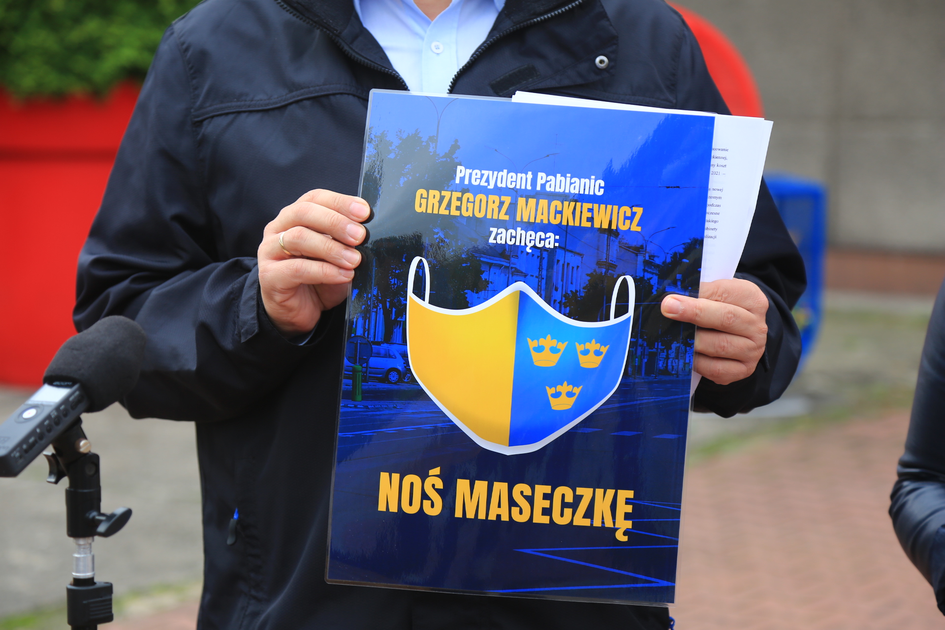 Prezydent: Sytuacja jest poważna. Apeluję o noszenie maseczek [VIDEO ... Prezydent: Sytuacja jest poważna. Apeluję o noszenie maseczek [VIDEO ...